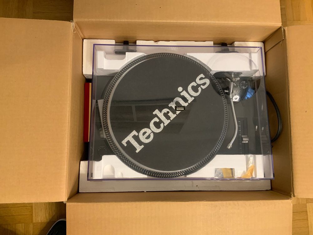 DJ-Set Technics komplett (2x SL-1210MK2 + SH-DJ1200) (Gebraucht) in ...