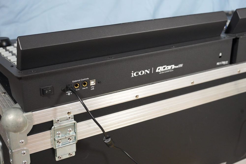 ICON Qcon Pro G2 + ICON Qcon EX G2 - DAW Controller (Gebraucht) in ...