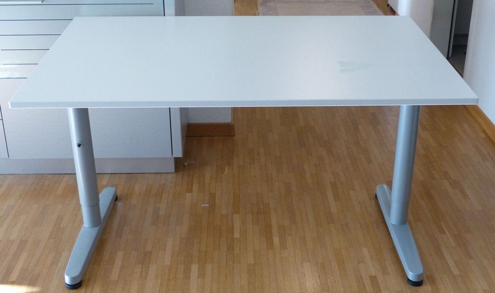 IKEA Schreibtisch Galant 120x80 cm weiss | Kaufen auf Ricardo