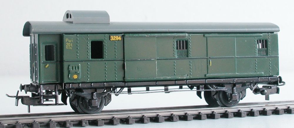 Märklin Personenzug-Gepäckwagen 3294 1950iger Jahre Spur H0 (Defekt) in ...
