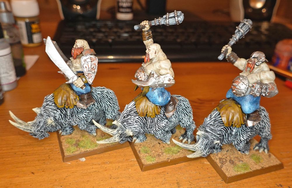 Warhammer The Old World Oger: 3 Mournfang Cavalry Modelle (Gebraucht ...