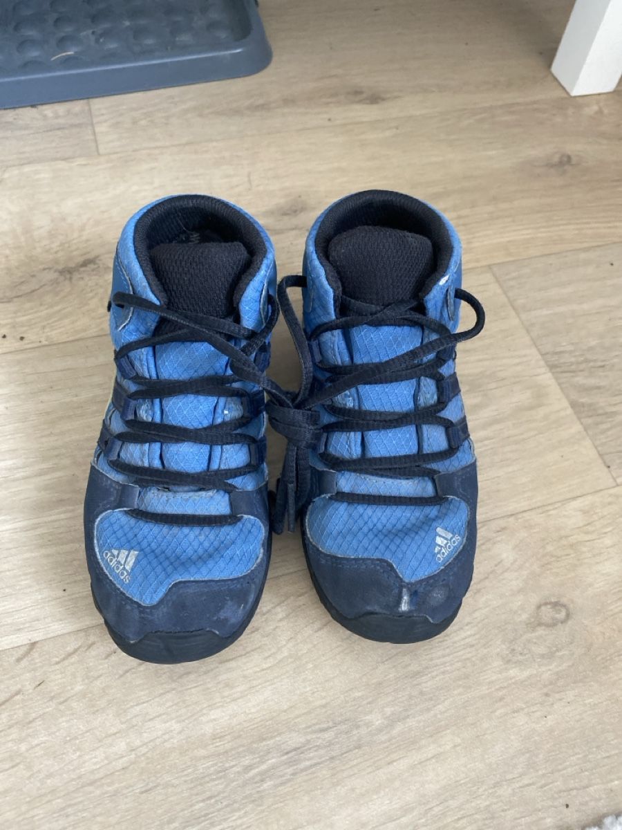 Adidas Terrex Wanderschuhe Grösse 26 (Gebraucht) in Römerswil LU für ...