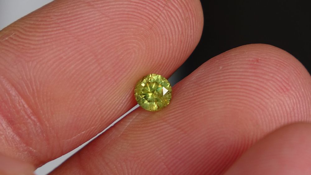 0.42ct Russian Demantoid Garnet ! | Kaufen auf Ricardo