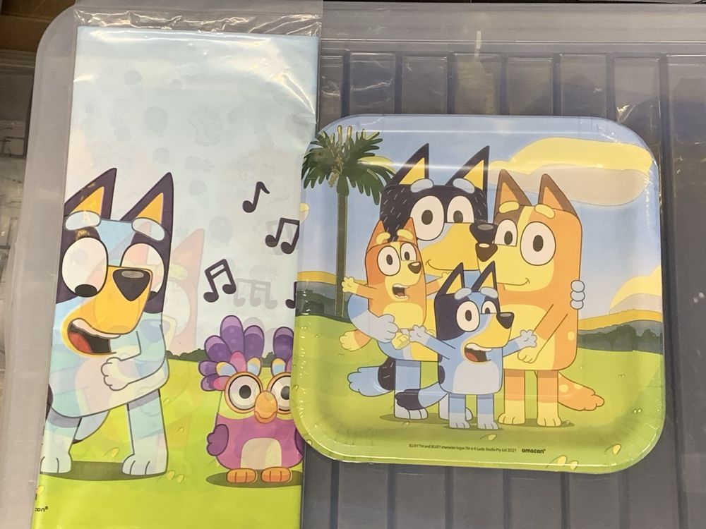 Bluey Birthday Party Set - 8 XL Plates & Tablecover (Neu und ...