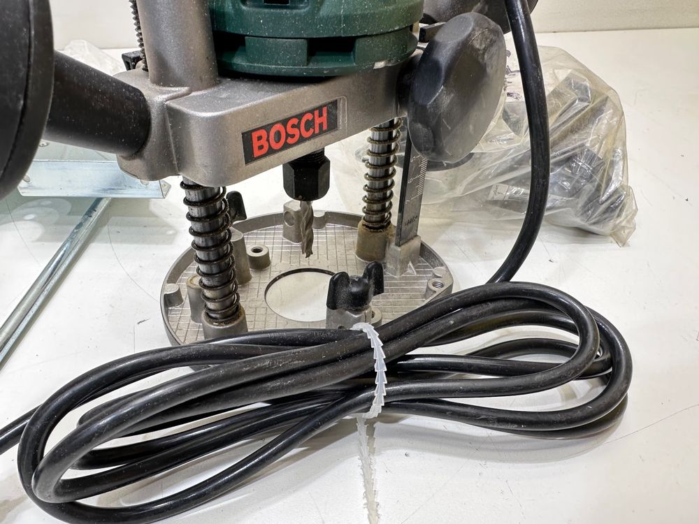 Bosch POF 600 ACE Oberfräser | Kaufen auf Ricardo