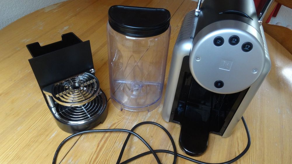 Kaffeemaschine TYPE 9737G Nespresso Professional ZENIUS | Kaufen auf ...