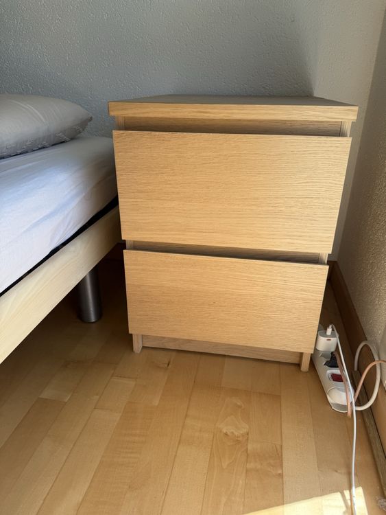 Malm Nachttisch Hack