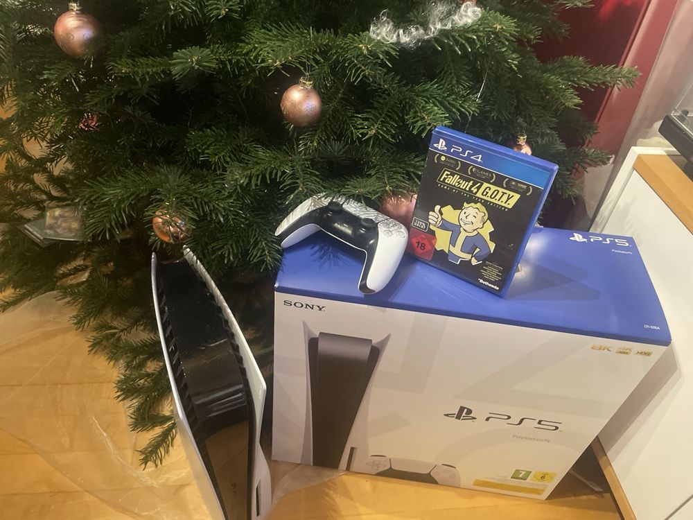PS5 Disc Edition + Fallout 4 / Wie Neu! (Gebraucht) in Bettwil für CHF ...