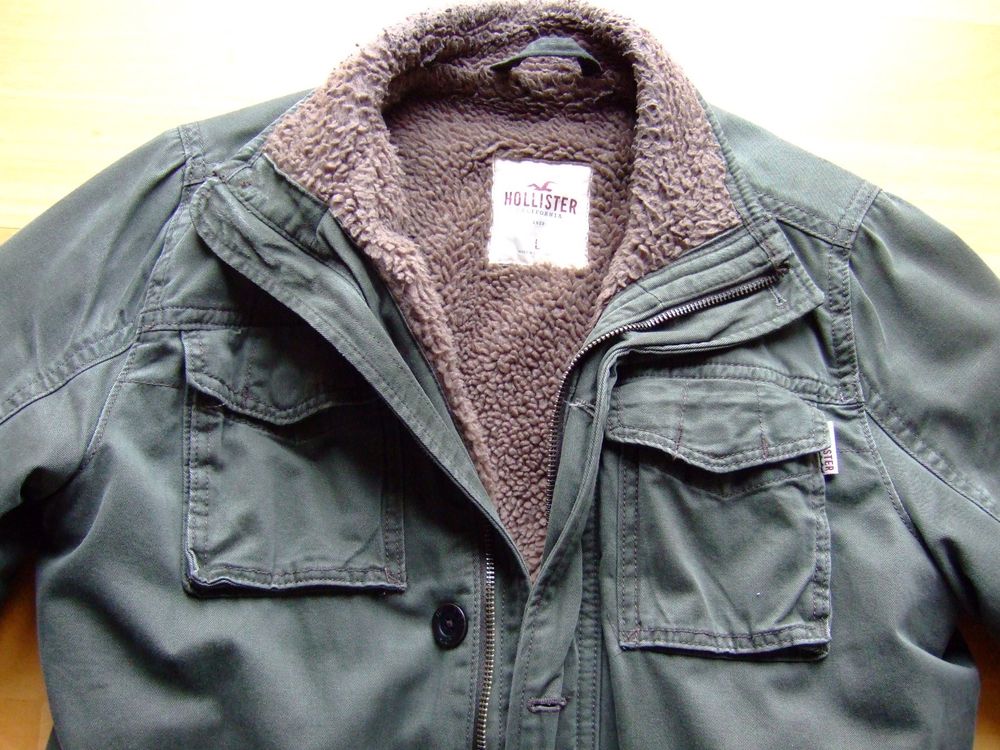 Hollister Winterjacke Grösse L (Gebraucht) in Hünenberg für CHF 20 ...
