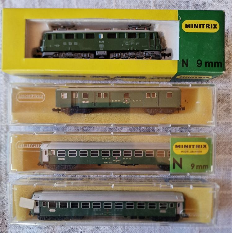 Minitrix - 51 2936 00 - 51 3027 00 - 51 3028 00 (2x) (Gebraucht) in ...