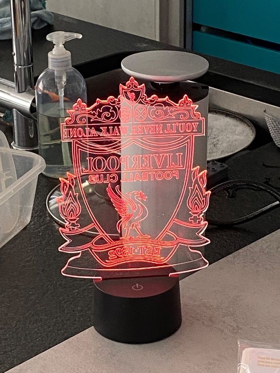 Liverpool Fc Logo LED-Lampe (Gebraucht) in Visp für CHF 18 – mit ...