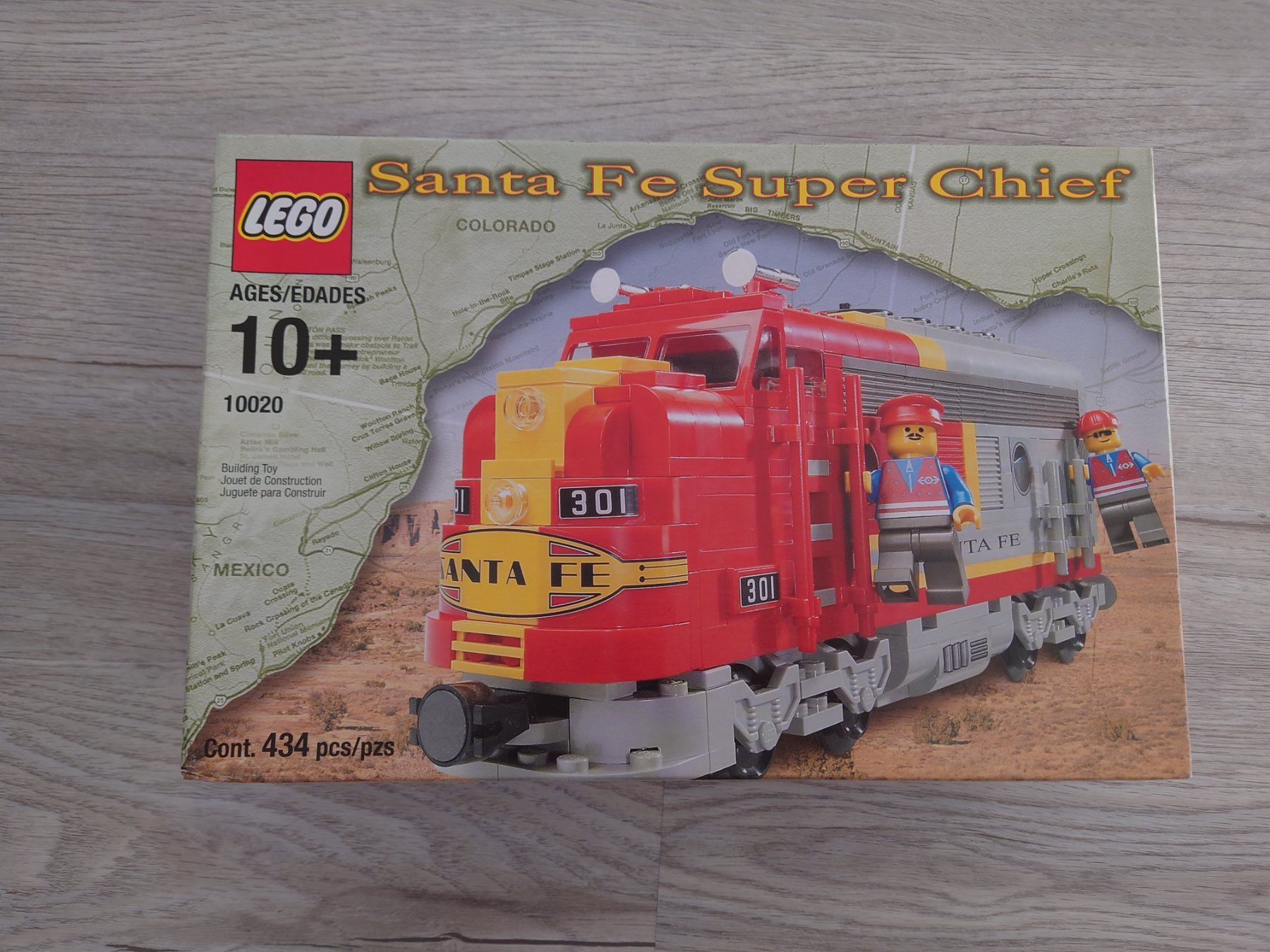 10020 LEGO Trains Santa Fe Super Chief MISB (Neu und originalverpackt ...