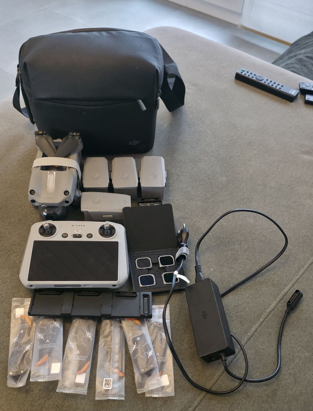 DJI Air 2S – Fly More Combo (D'occasion) à Bettens pour CHF 620 – avec ...