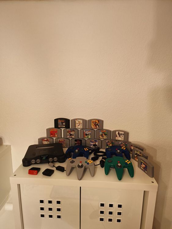 Riesiges N64 Paket! Nostalgie Bundle für Retrofans! (Gebraucht) in ...