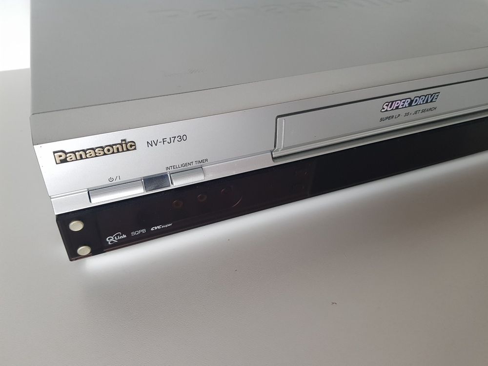 Panasonic Super Drive Hi-Fi VHS Videorecorder [NV-FJ730] Top (Gebraucht ...