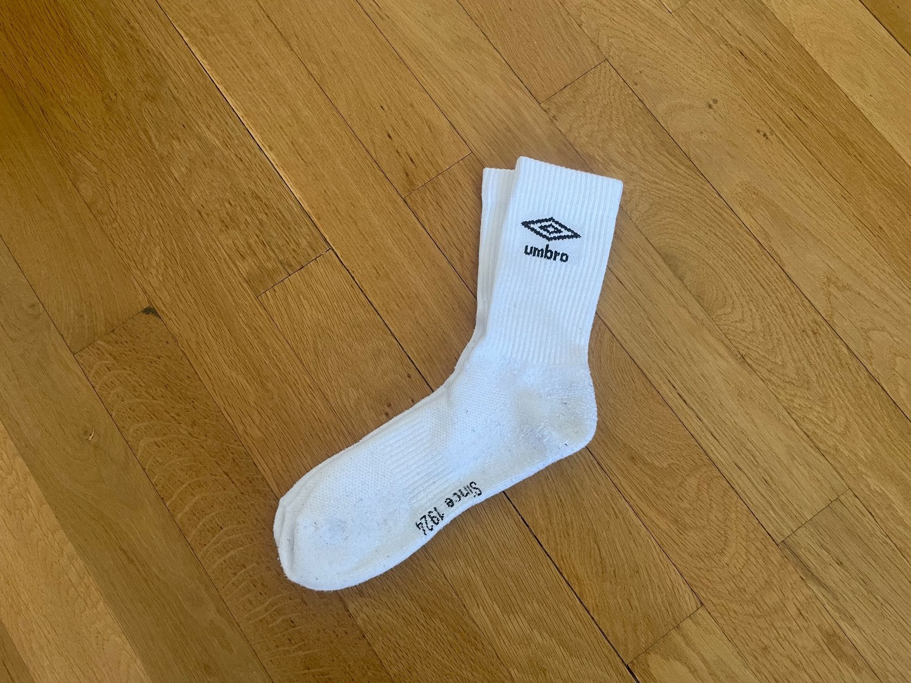 Chaussettes UMBRO (43/46) 👮‍♂️ (D'occasion) à Onex pour CHF 29 – avec ...