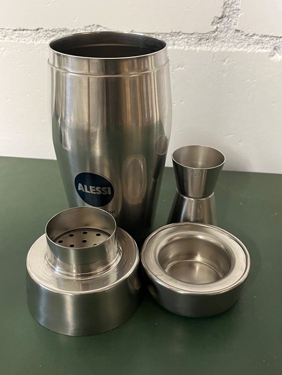 Alessi Cocktail Shaker 870 mit Cocktailmass (Gebraucht) in Niederurnen ...