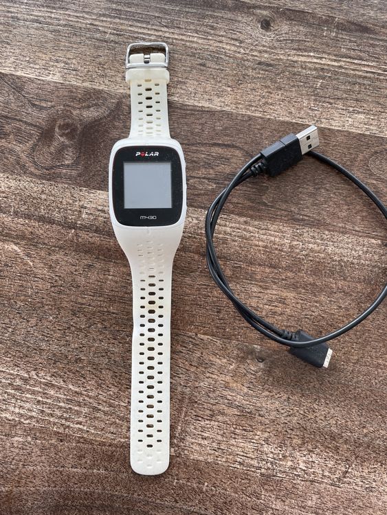 Polar M430 Laufuhr Weiss GPS Sportuhr Pulsmesser (Gebraucht) in Brügg BE für CHF 5 – mit ...