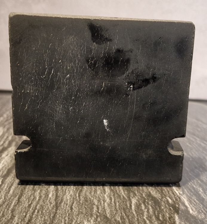 Scarab auf Lavagestein (Neu (gemäss Beschreibung)) in Matzingen für CHF 69 – mit Lieferung auf ...