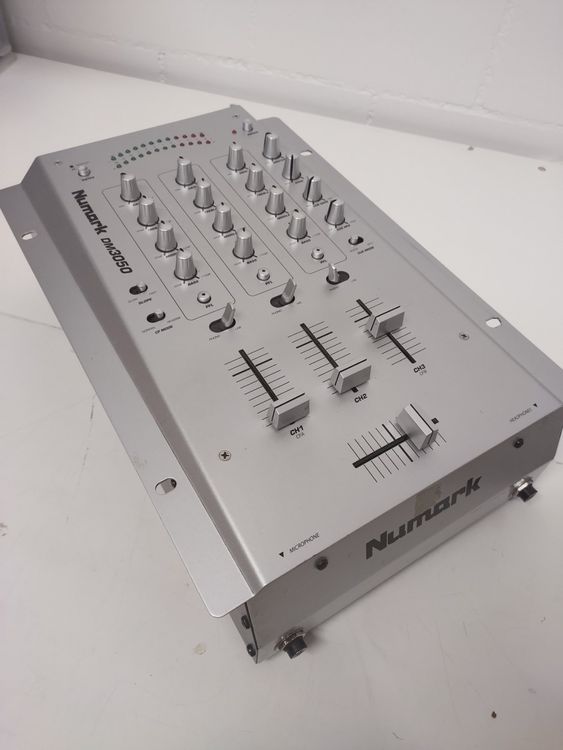 3-Kanal DJ Mixer Numark DM 3050 mit Split-Cue PLF (Gebraucht) in Muhen ...