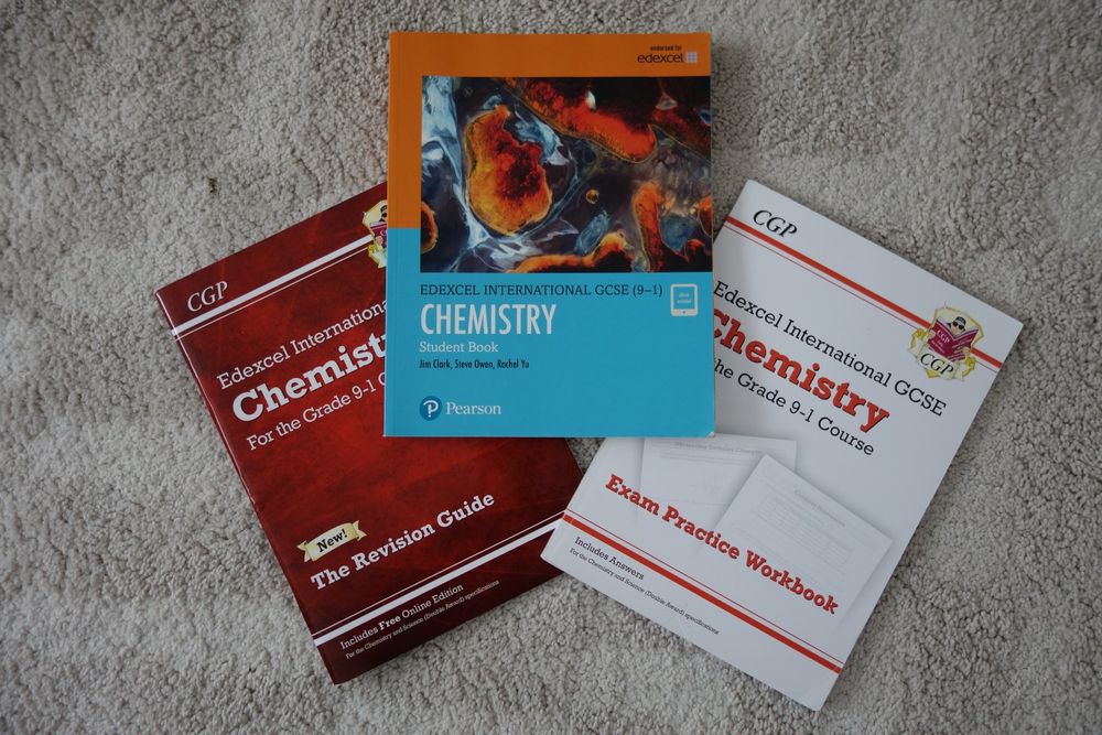 GCSE Chemistry: Student Book, Revision Guide & Exam Practice (Gebraucht ...