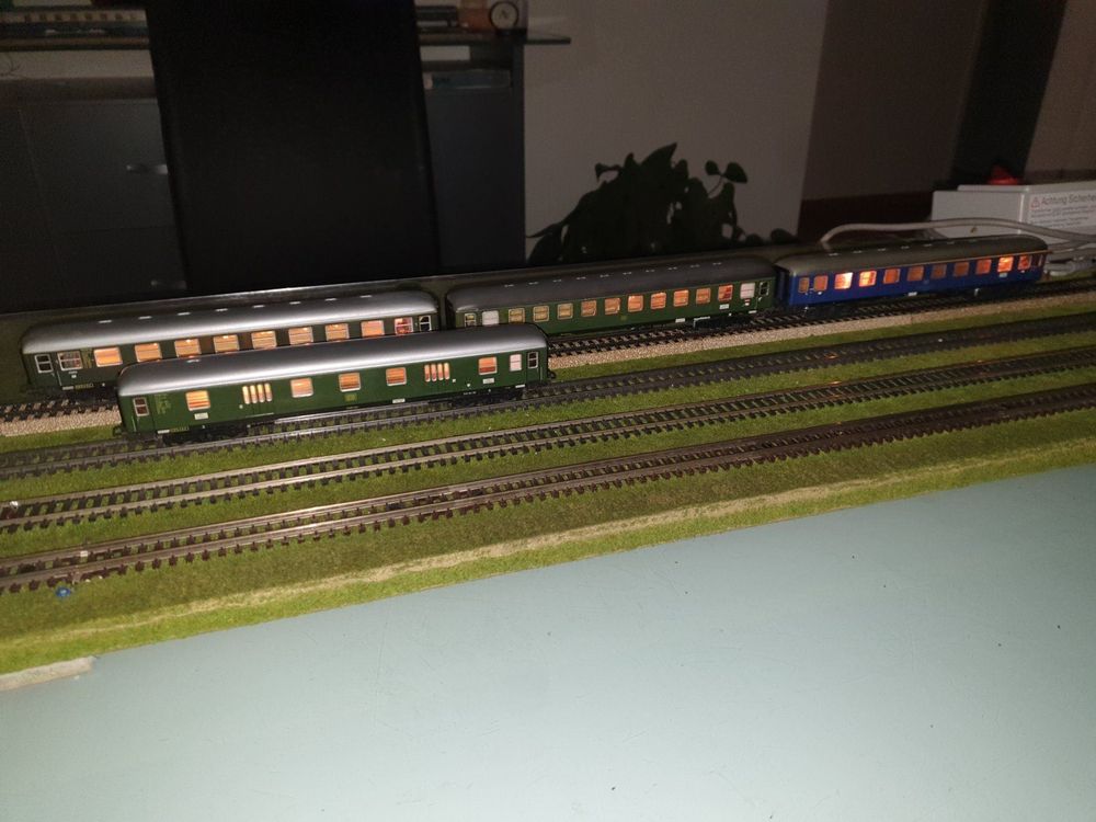 Märklin 4x DB Schnellzugw.Beleuchtet (Gebraucht) in Pfäffikon SZ für ...