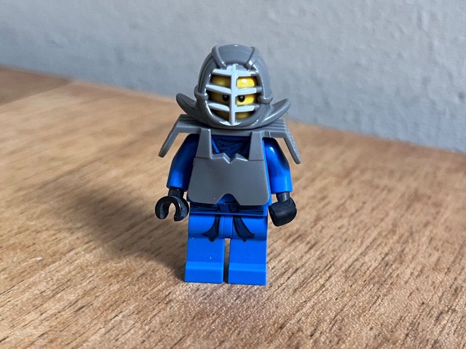 Lego Ninjago Jay Kendo Rüstung (Gebraucht) in Zürich für CHF 5 – mit ...