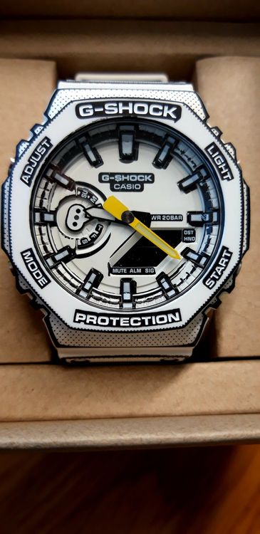 Casio G-Shock Manga Limited Edition GA-2100MNG-7A (Neu und originalverpackt) in Schwyz für CHF ...