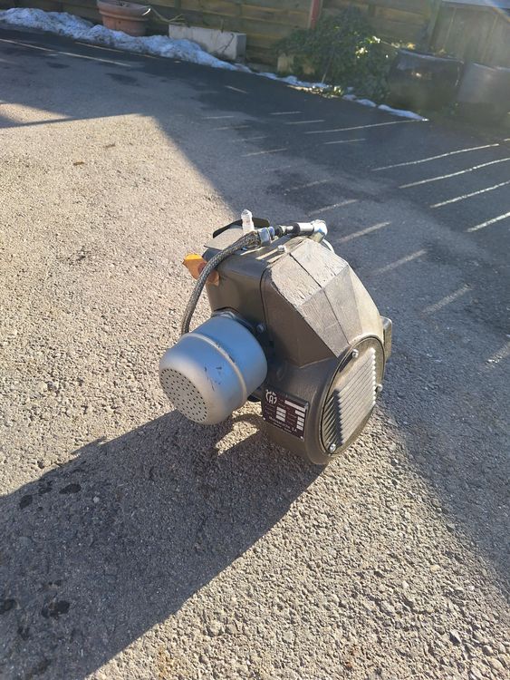 Ab 1Fr. Mag motor zu Armeegenerator (Defekt) in Frutigen für CHF 2 ...
