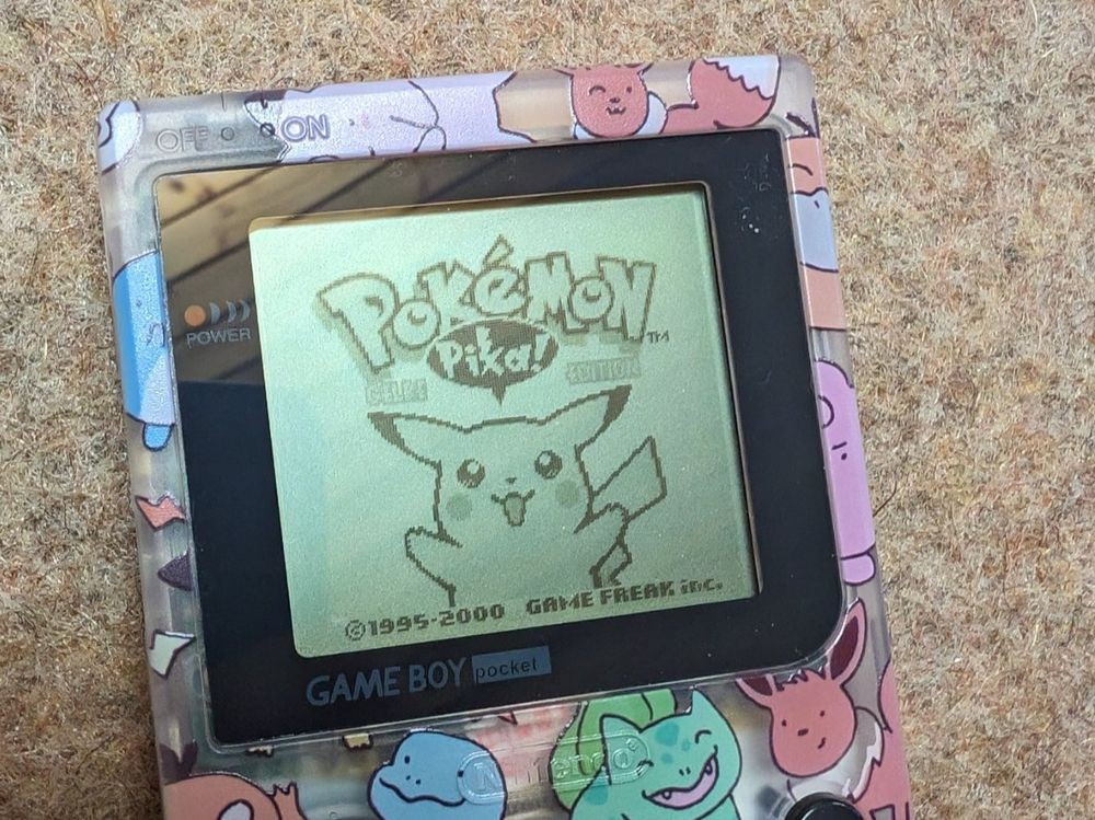 Nintendo Gameboy Pocket Pokemon Edition + Pokémon Gelb (Gebraucht) in ...