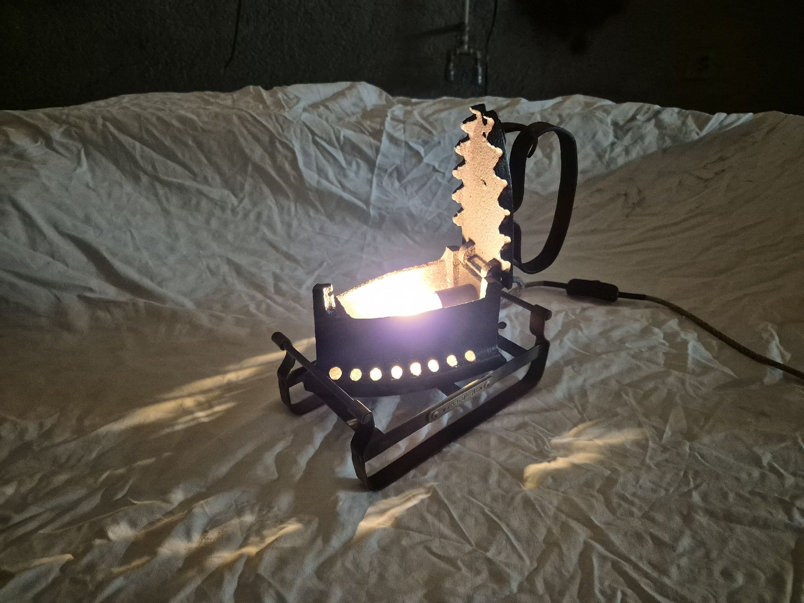 Lampe style industriel V7ARTDESIGN (D'occasion) à Le Locle pour CHF 60 ...