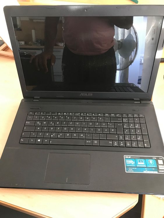 Asus X75A core 13 (17,3) lcd | Kaufen auf Ricardo