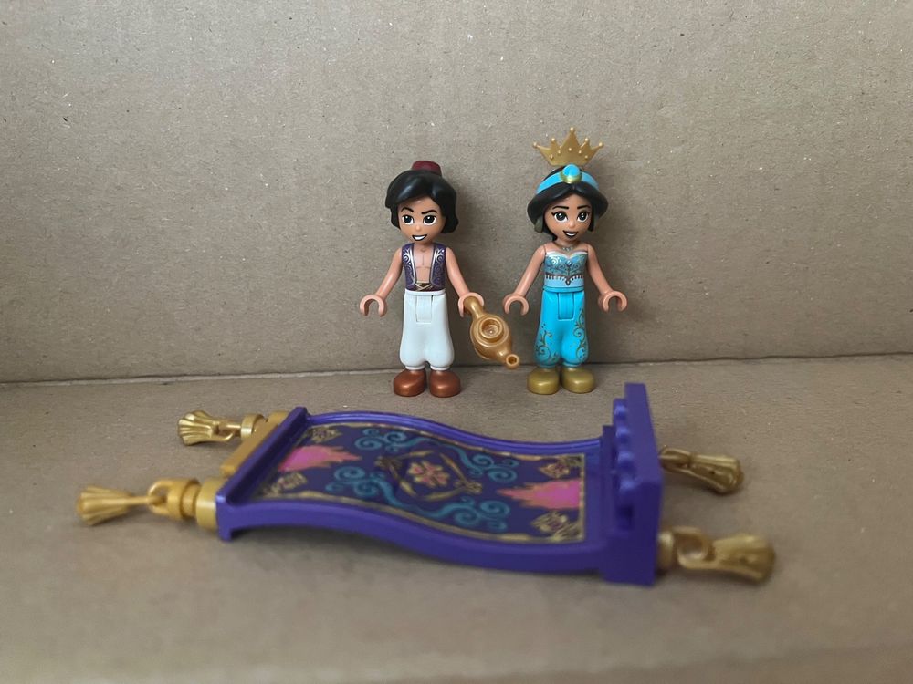 Lego Figuren Disney Aladdin & Jasmin aus 41161 Aladin (Gebraucht) in ...