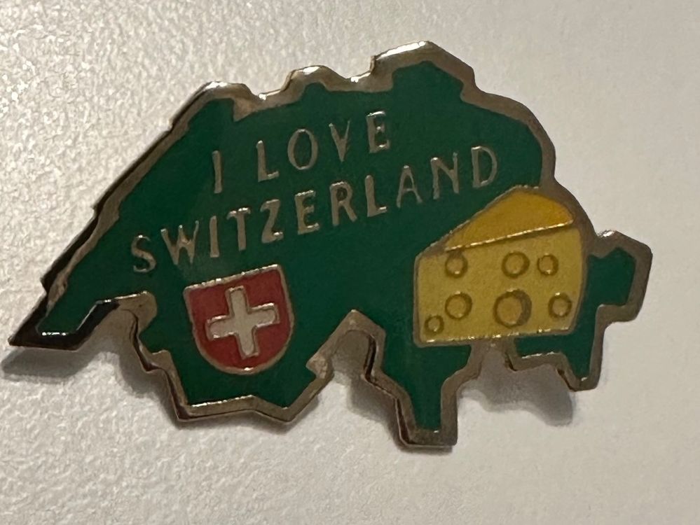 Switzerland Pin + (Gebraucht) in Gutenswil für CHF 5 – mit Lieferung auf Ricardo kaufen