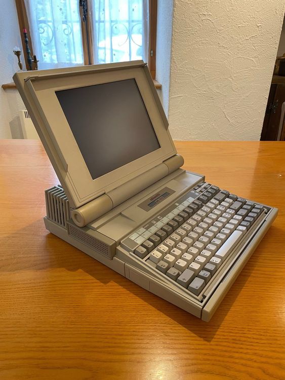 Laptop-Rarität: Olivetti M111 (Gebraucht) in für CHF 65 – nur Abholung ...