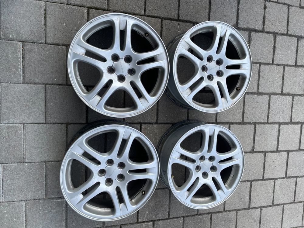 4x Subaru Impreza WRX OEM 17 felgen 7x17 et55 5x100 | Acheter sur Ricardo