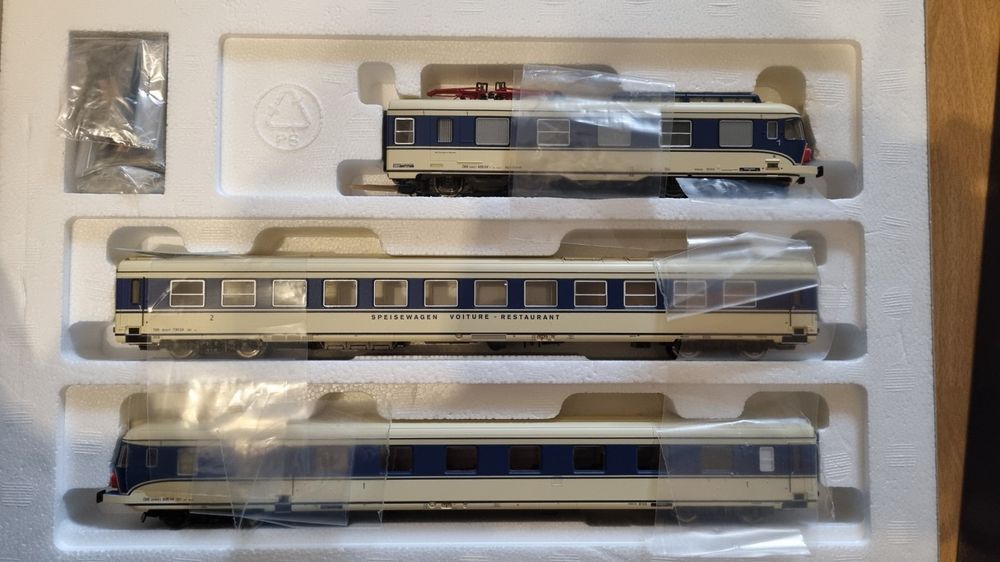 Roco ÖBB ( SBB )Transalpin 4010 79057 mit Sound (Gebraucht) in Spiez ...