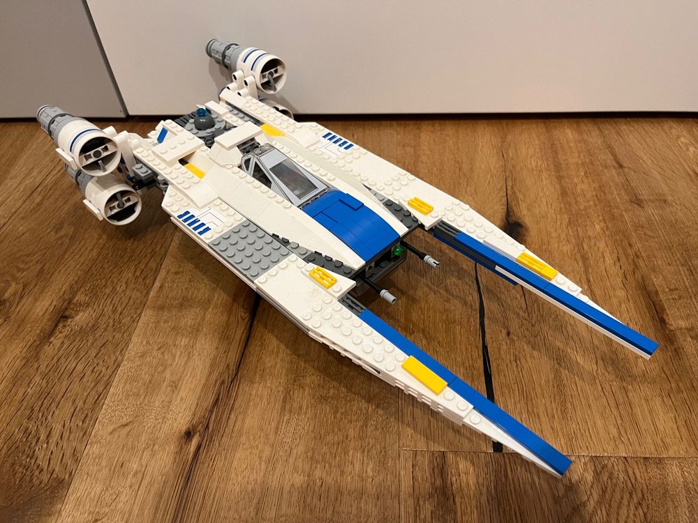 Lego Star Wars 75155 Rebel U Wing Fighter (Defekt) in Bretzwil für CHF ...