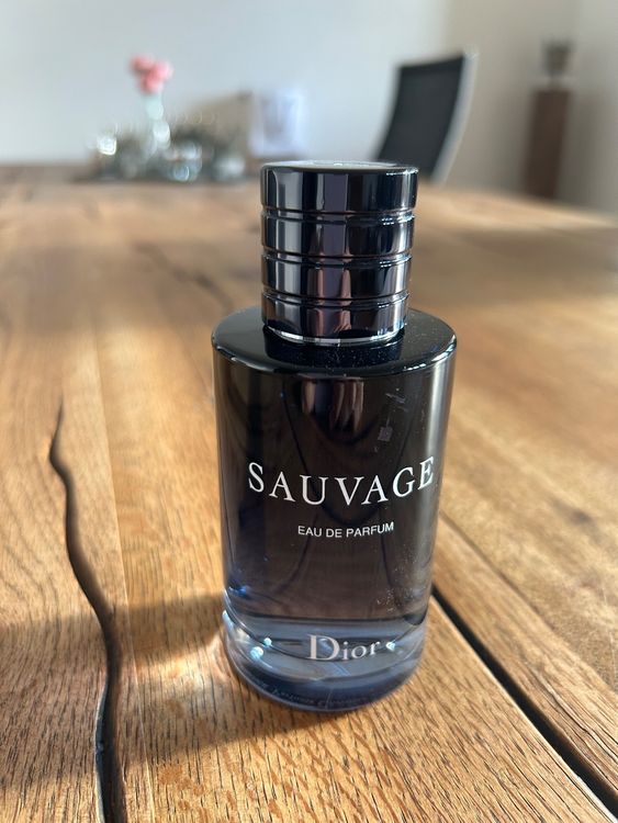 SAUVAGE Eau de Parfum 100 ml (Neu (gemäss Beschreibung)) in Hinwil für ...