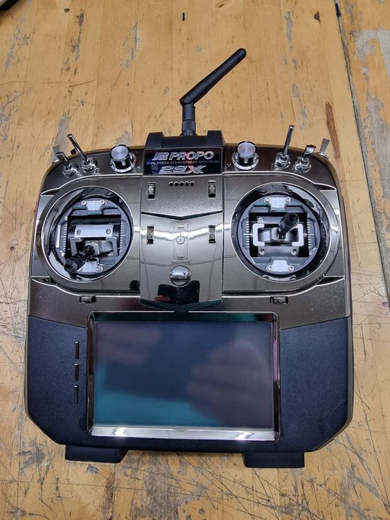 JR PROPO 28X Handsender mit Koffer | Kaufen auf Ricardo