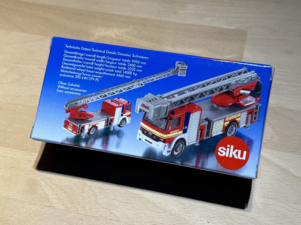 Siku - Feuerwehr-Drehleiter (1:87) Mercedes-Benz | Kaufen auf Ricardo
