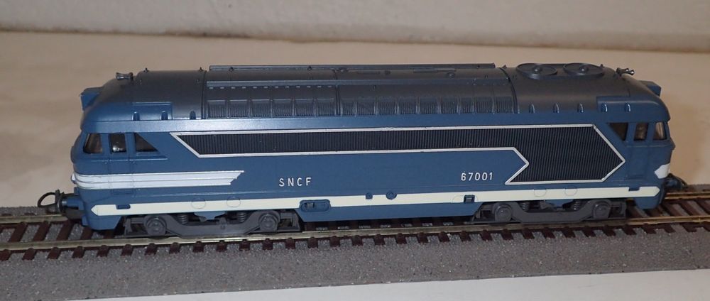 Lima H0 - SNCF Diesel Lok BoBo 67001 - Analog (Gebraucht) in Lausanne ...