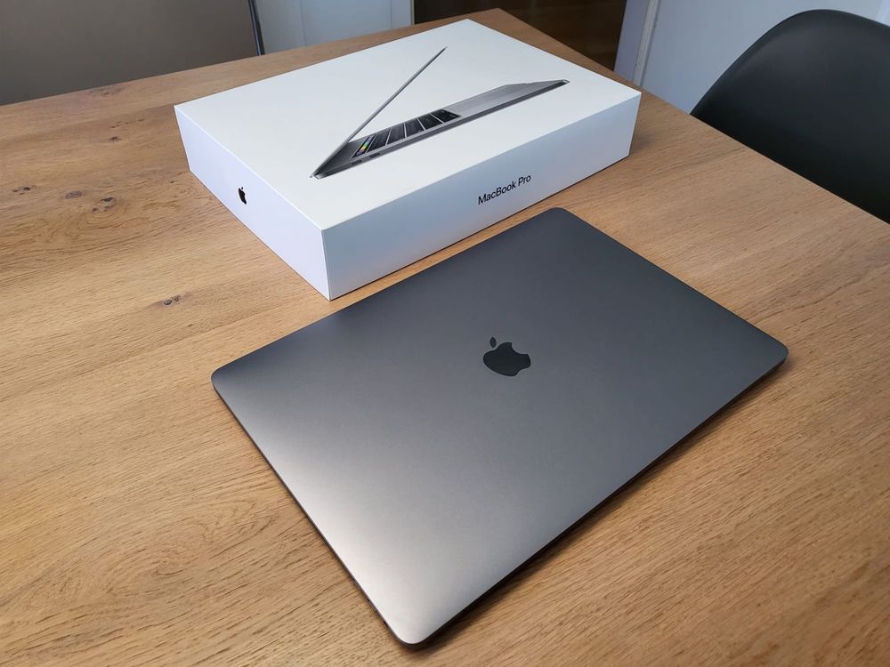 MacBook Pro 15" Retina, i7, 16GB, 1TB SSD, 2016, dunkelgrau | Kaufen auf Ricardo