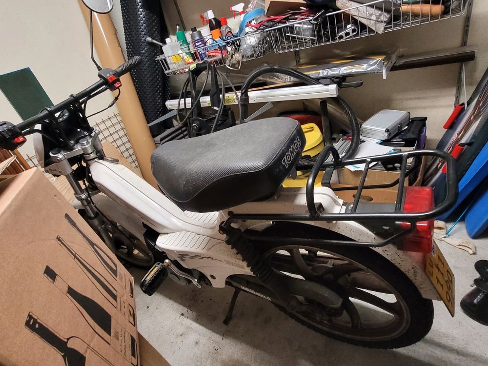 Tomos Mofa abzugeben (Gebraucht) in Zell LU für CHF 660 – nur Abholung ...