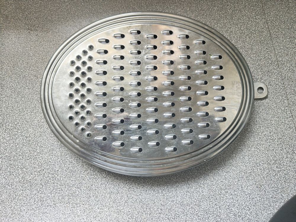 Vintage multi purpose Grater - Kitchen Utensil ab 1fr (Gebraucht) in ...