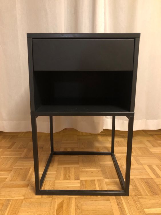 Nachttische VIKHAMMER (Gebraucht) in für CHF 104 – nur Abholung auf ...