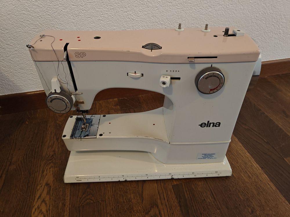 Elna SP Nähmaschine mit Koffer – Made in Switzerland (Gebraucht) in ...