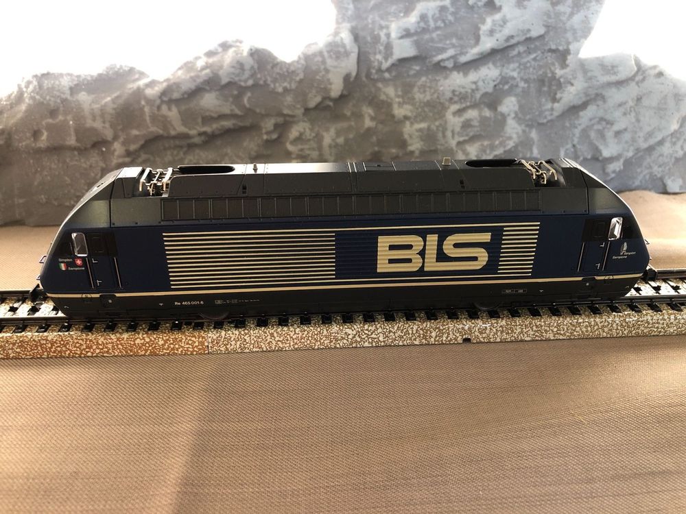 Roco Lokomotive H0 BLS 465 Dummi (Gebraucht) in Hombrechtikon für CHF ...