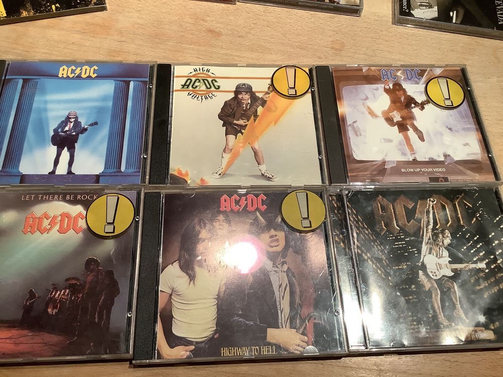 AC DC - CD Sammlung 10 CDs (Gebraucht) in Saas-Balen für CHF 47 – mit ...