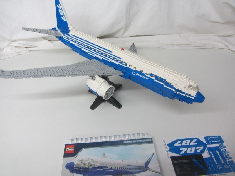 LEGO Sculptures 10177 "Boeing 787 Dreaml (Gebraucht) in Kreuzlingen für ...